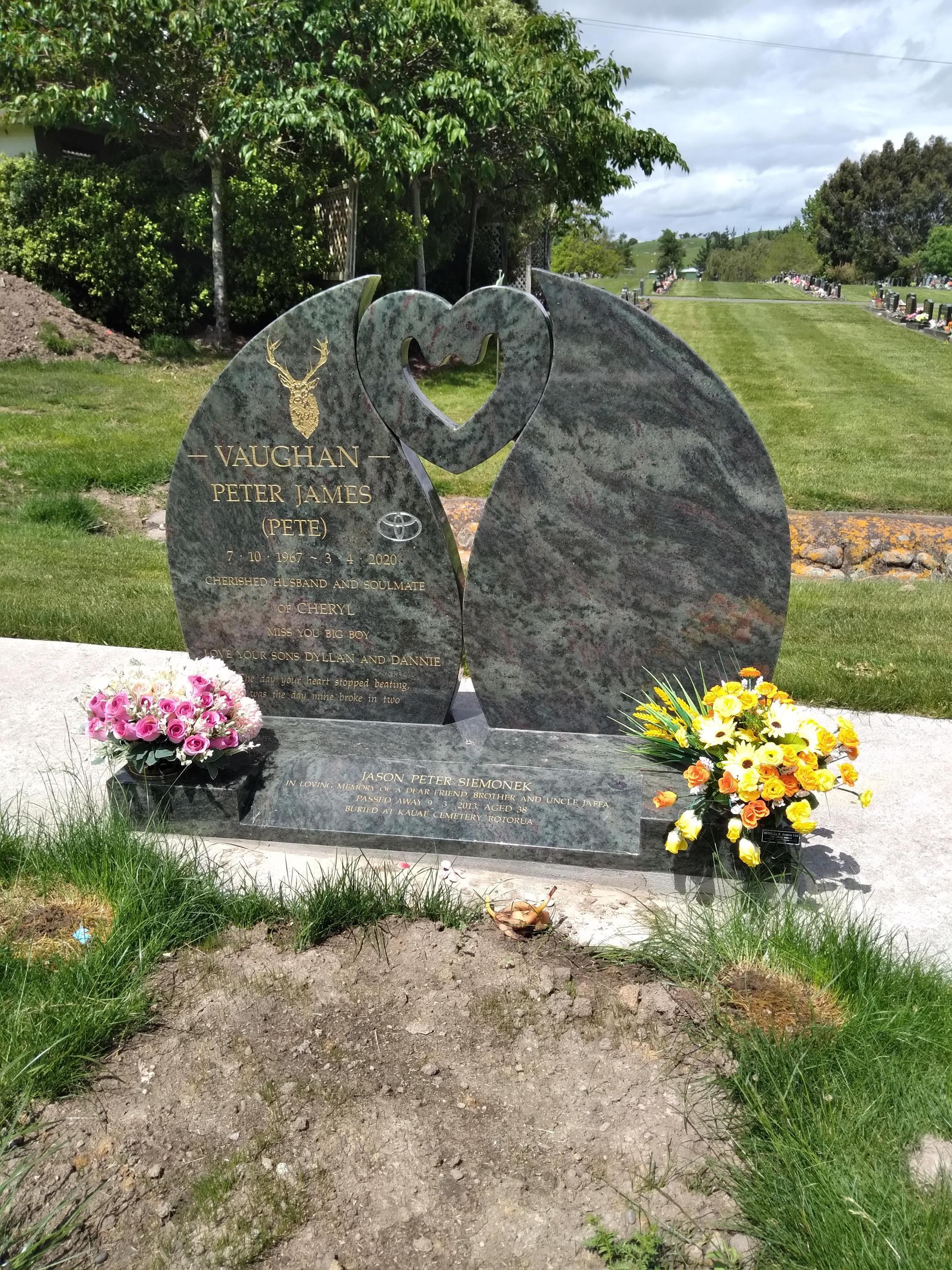 Gallery of memorial headstone work